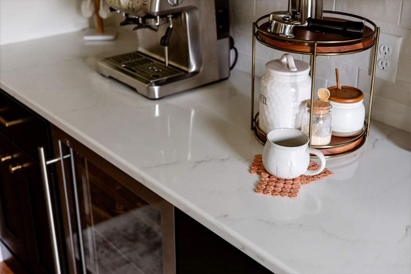 Sunrise Dot ‘Crochet’ Coasters – Kathya